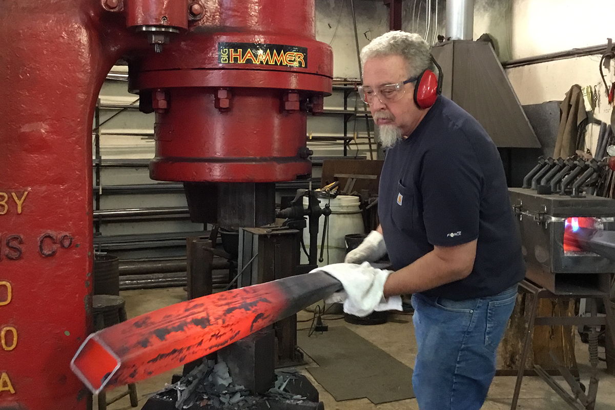 North Carolina artist sees beauty where others may not