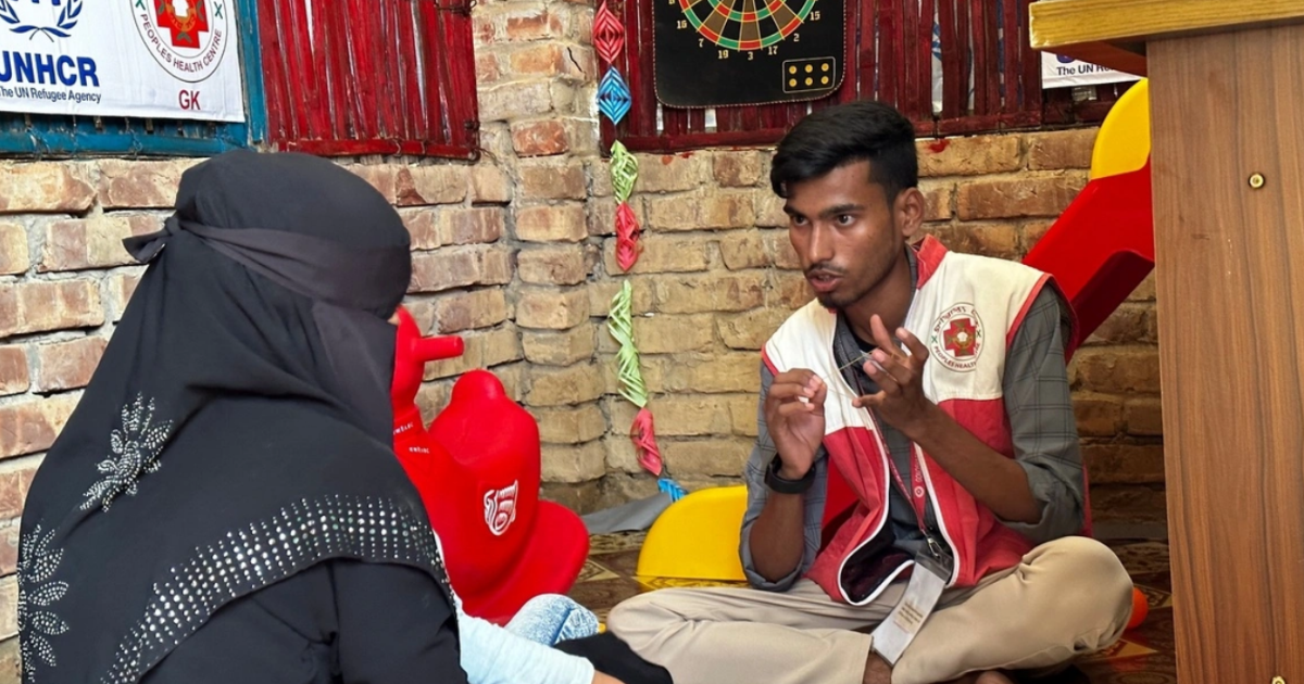 Rohingya refugee volunteers combat stresses of camp life with mental ...